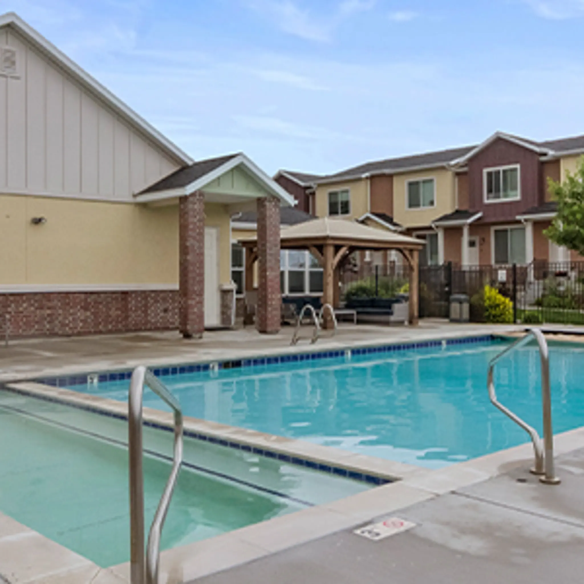 Amenities | Station on 17th